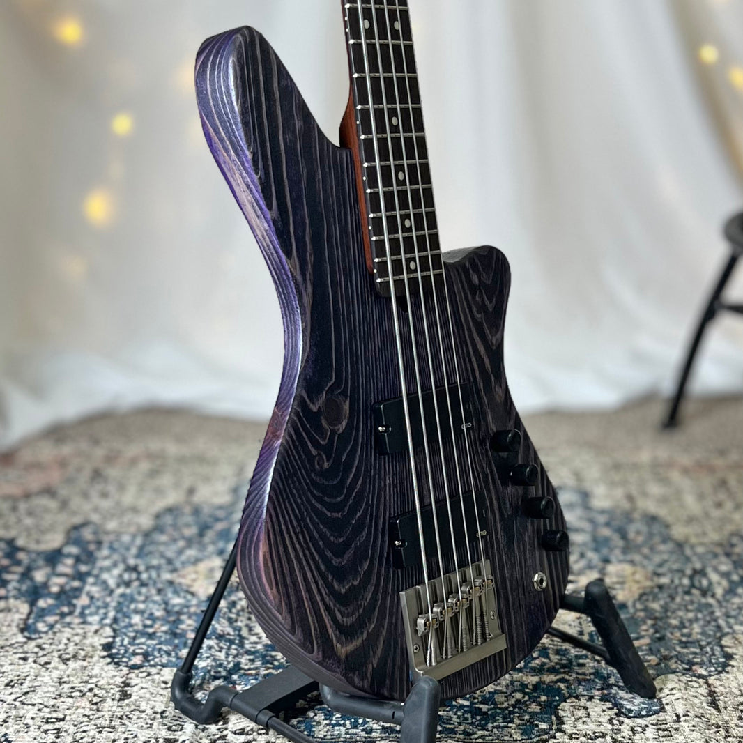 Offbeat Guitars - Specializing in Short-Scale and Medium-Scale Basses