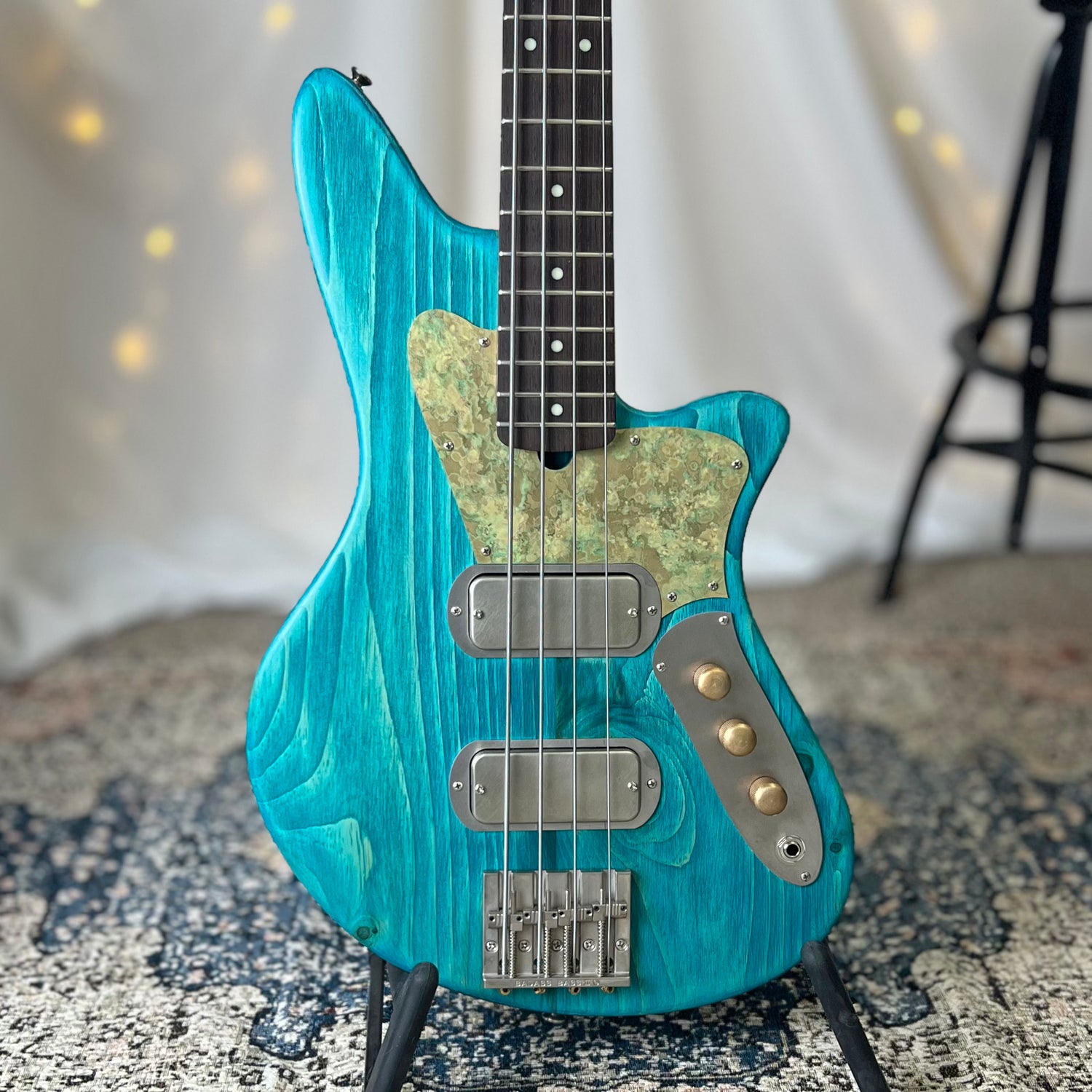 Collections – Offbeat Guitars